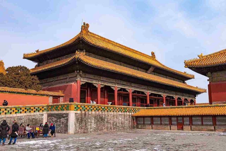 Mengenal Kunning Palace: Ikon Sejarah dan Budaya | Layar Hijau